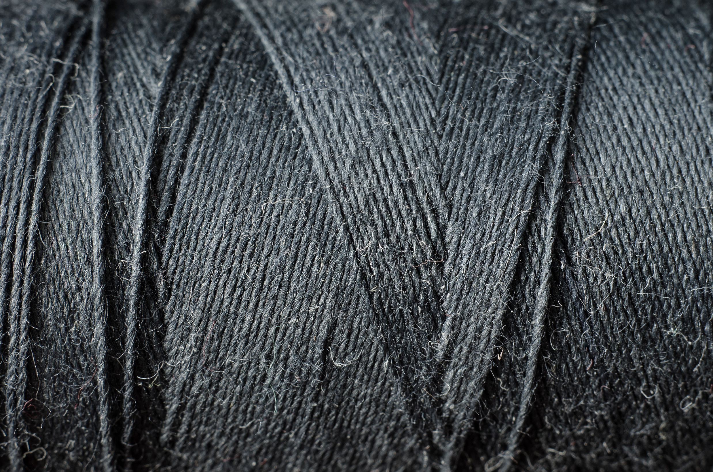 Nylon Vs Cotton Weaving Thread: Know the Difference – Wig Making ...